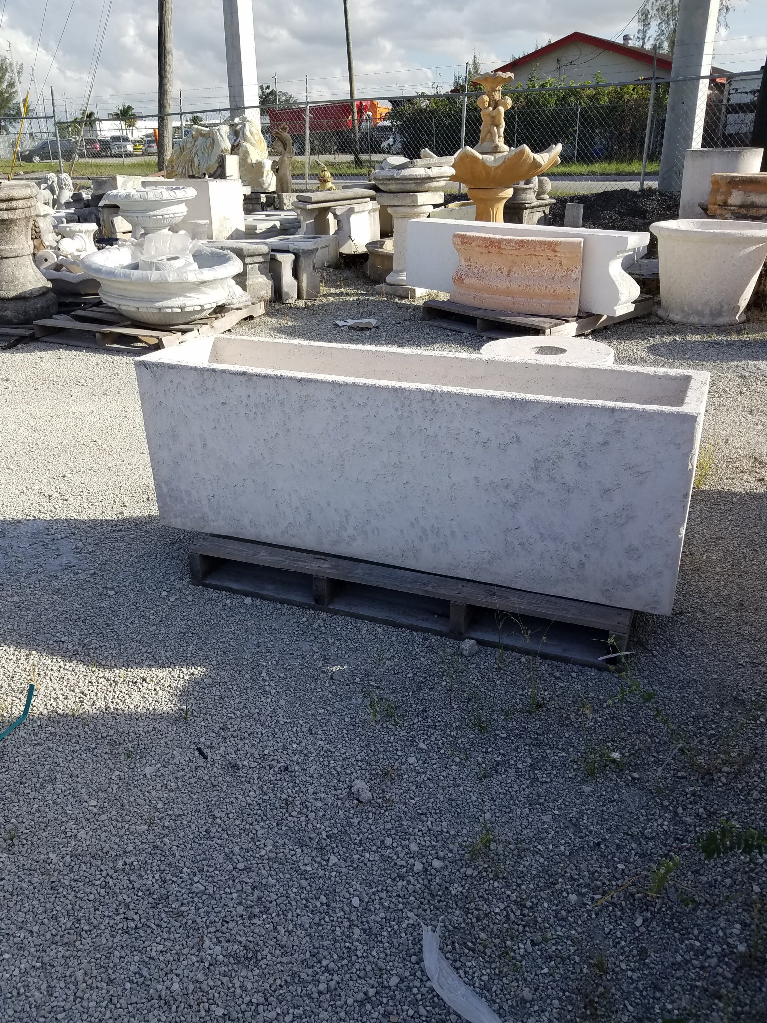 CONCRETE RECTANGULAR PLANTER (OFF WHITE / KEYSTONE FINISH) | BERTHA'S ...